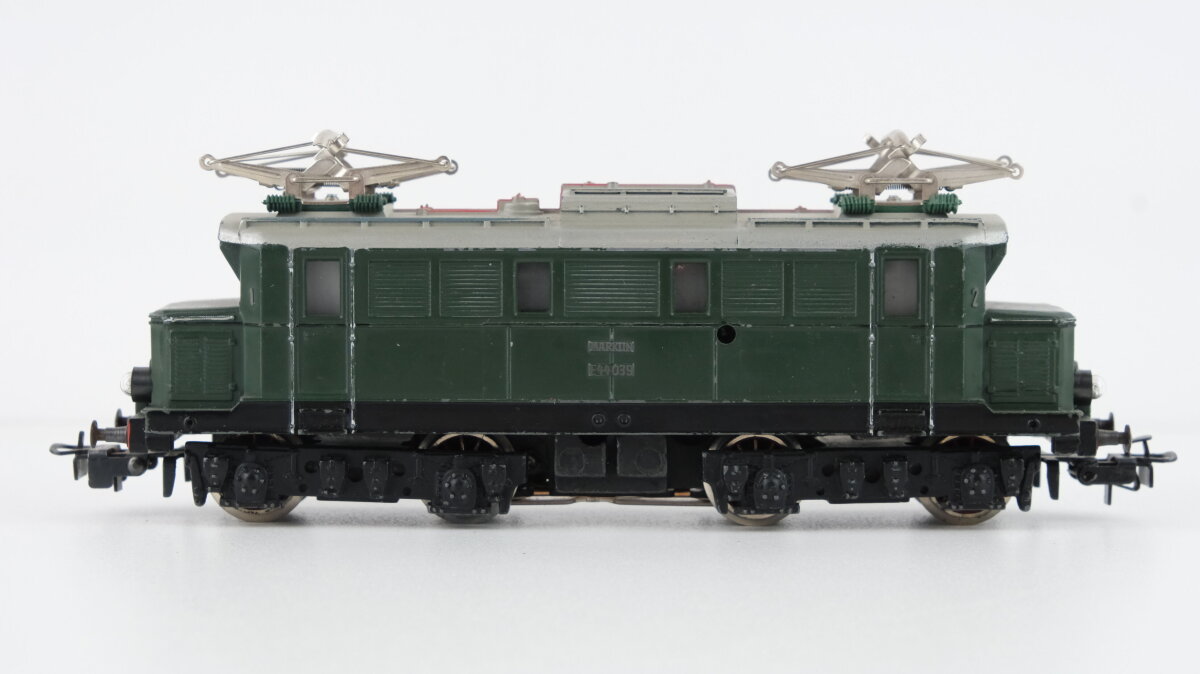 Märklin H0 3011 SET800 Elektrische Lokomotive BR E 44 Wechselstrom An, 169,99